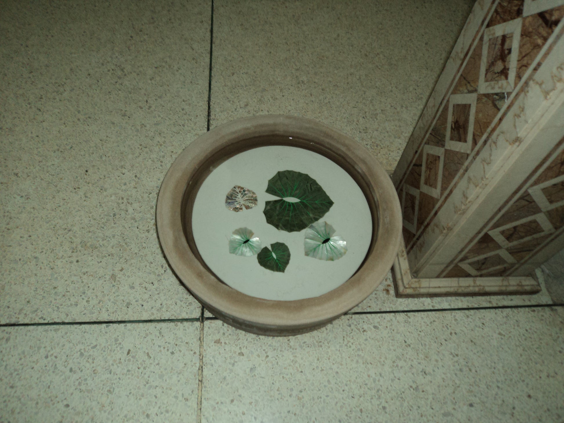 Stone Plus India Stone Urli with Marble Inlay Plate – Opulent Homes